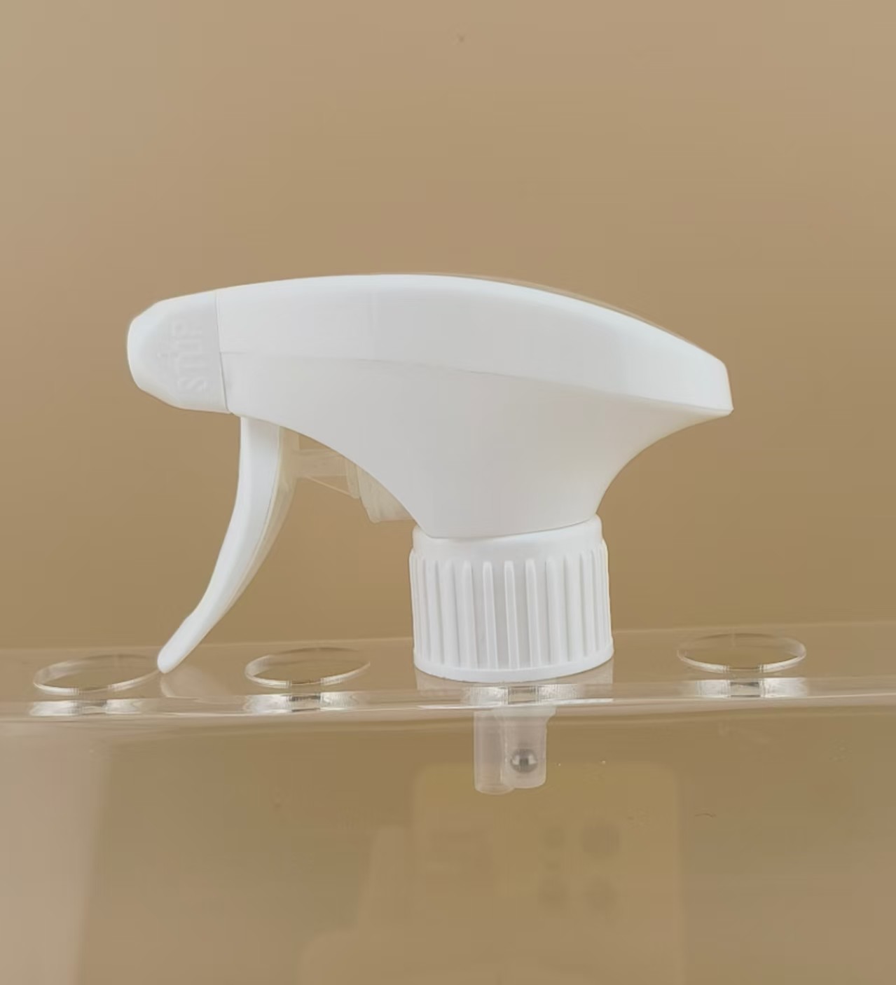 Certified White Simple Trigger Sprayer K104 for Cosmetic Bottles